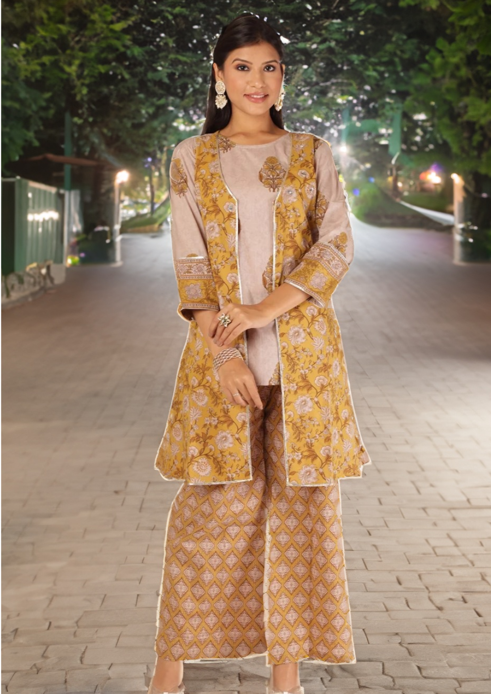 IRA KURTA SET - YELLOW – Phool Booti